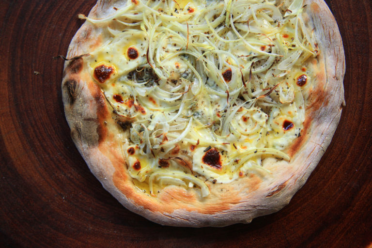 Pizza fugazzeta - Buen Provecho - Las mejores recetas de cocina