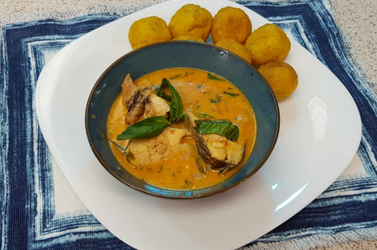 Hudutu y machuca frita, ¡una delicia con sabor garífuna!