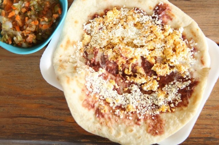 5 cosas que debes saber de la baleada ¡platillo que nos representa!