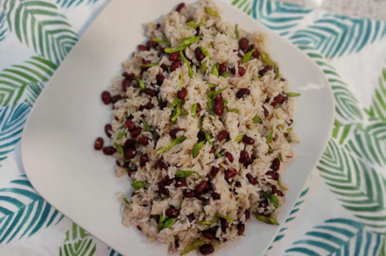Rice and beans con loroco - Buen Provecho - Las mejores recetas de cocina