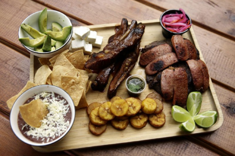 Plaza Robles, un lugar perfecto para degustar la gastronomía hondureña