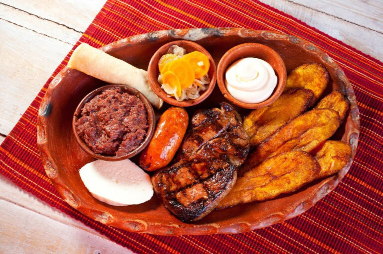 Parrillada hondureña